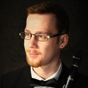 Hamish J Hollis-Hill on HubPages