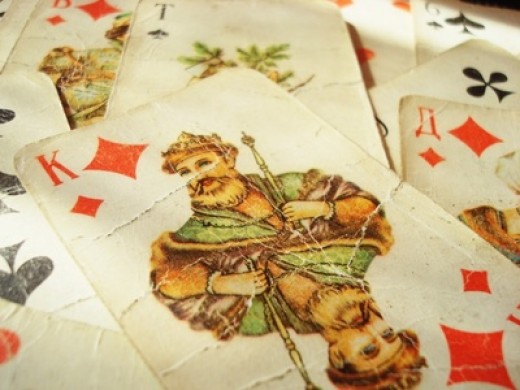 How to Play Canasta: Rules of the Game, Scoring, and Terminology ...